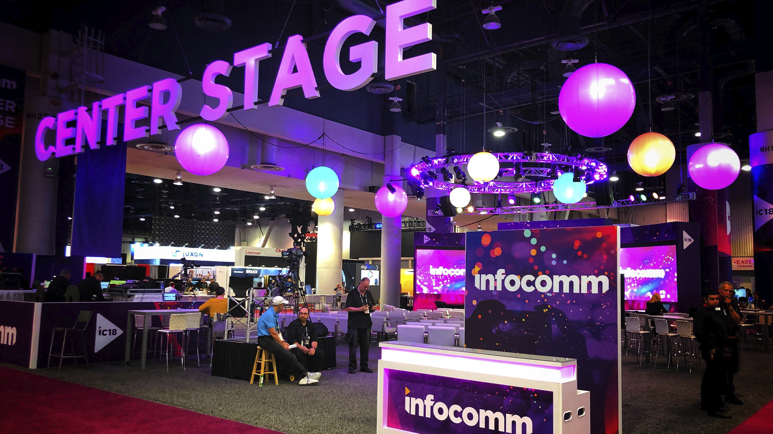 Event Lighting - Balloon Lights & Lighting Balloons - Airstar America, Inc.